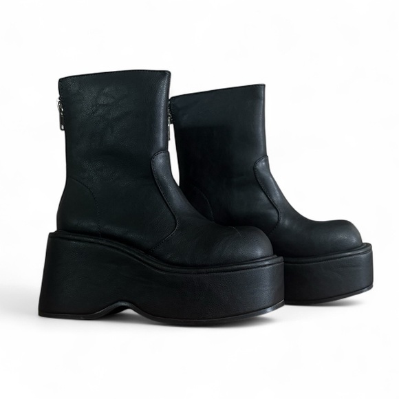 Dolls Kill | Shoes | Dollskill New Current Mood Platform Ankle Black ...